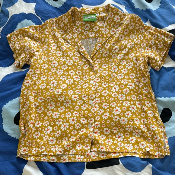 Big Bud Press | Tops | Big Bud Press Daisy Pantry Button Down Shirt ...